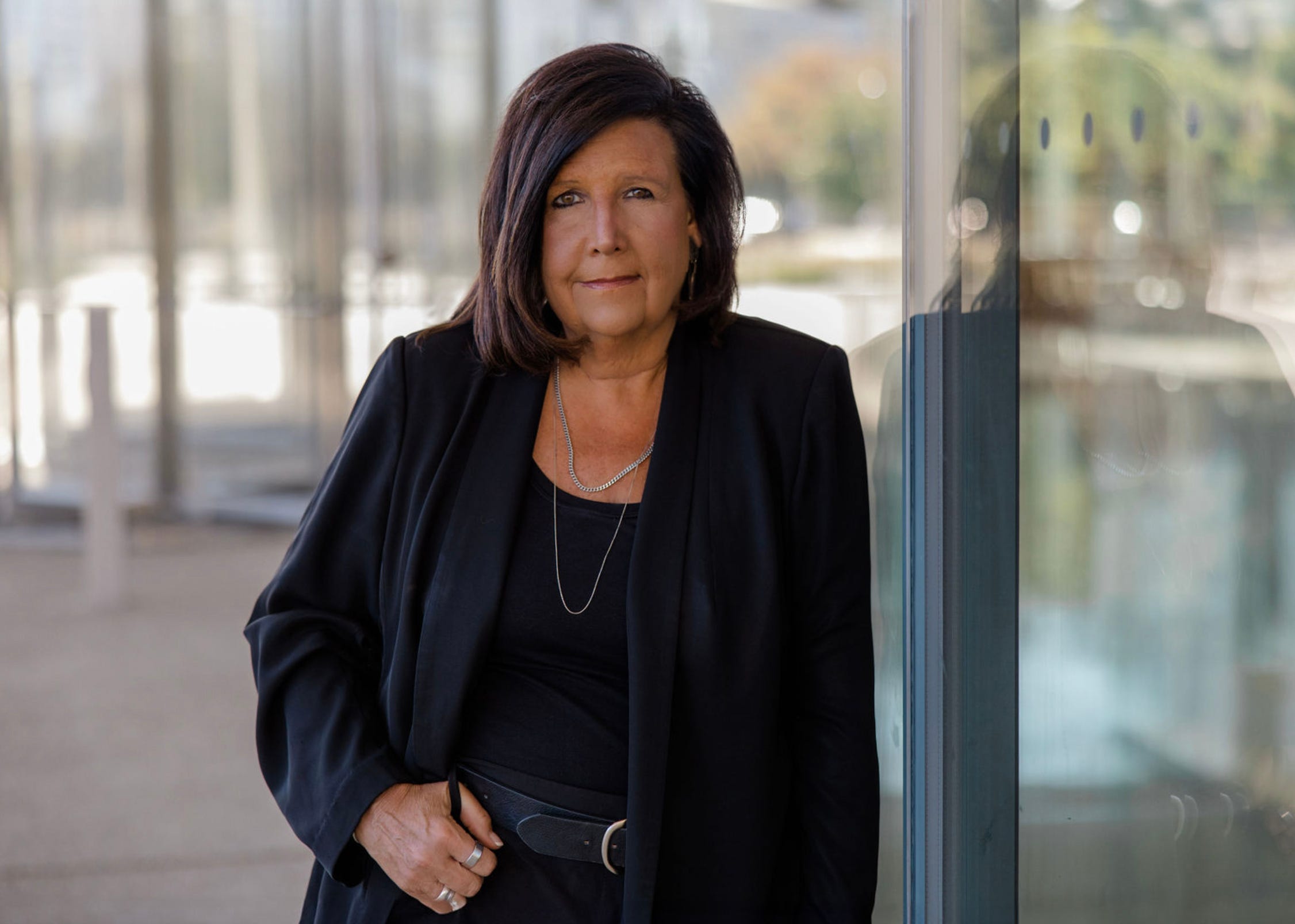 Donna Tweeten, Hy-Vee's first female president, dies at 63
