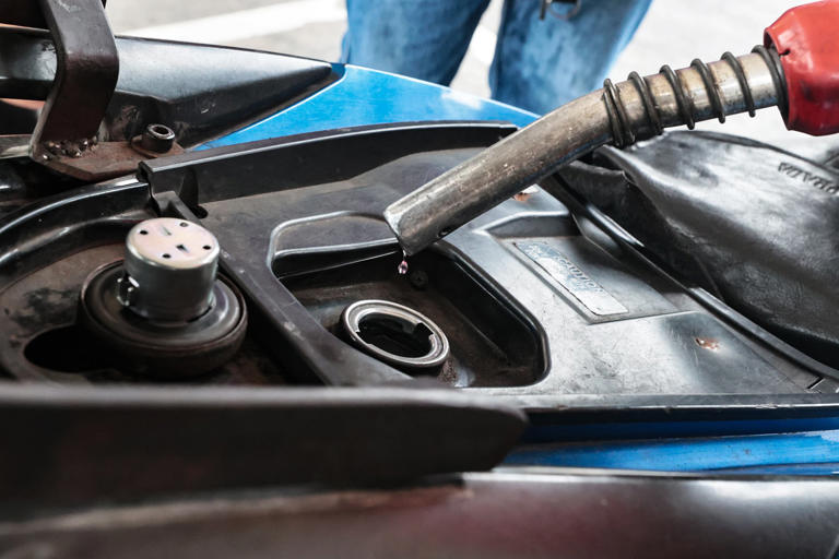 Mixed oil price adjustments this week: Gas, diesel up; kerosene down