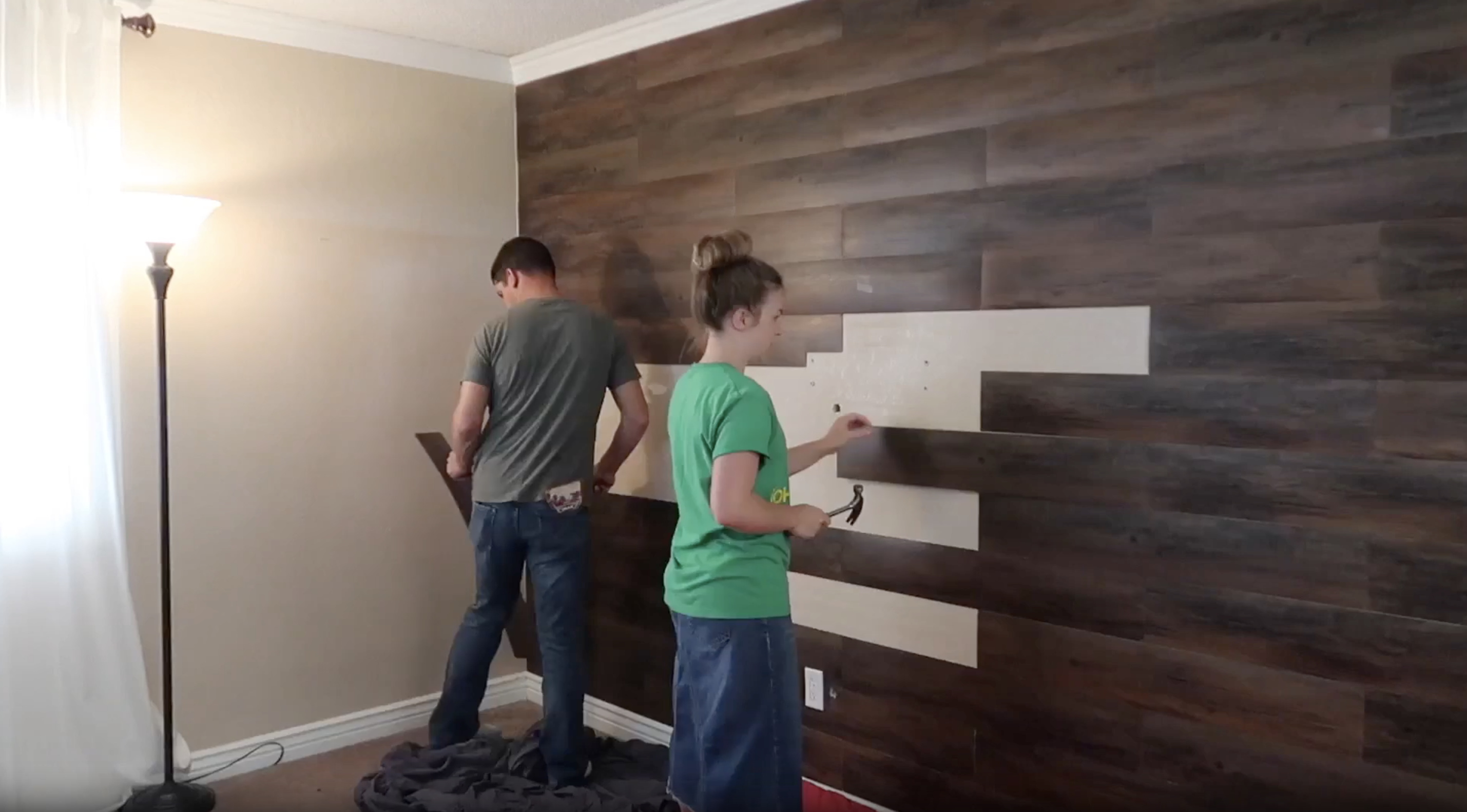Tearing down a wall! | House projects🏠 cleaning, painting, switching rooms