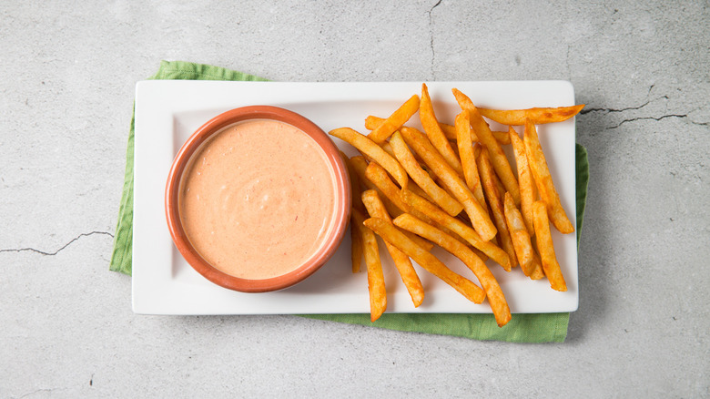 5-ingredient chipotle mayo recipe