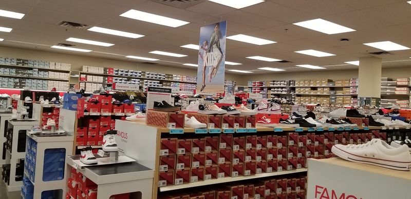 The Indiana outlet center where you can score designer goods for prices ...
