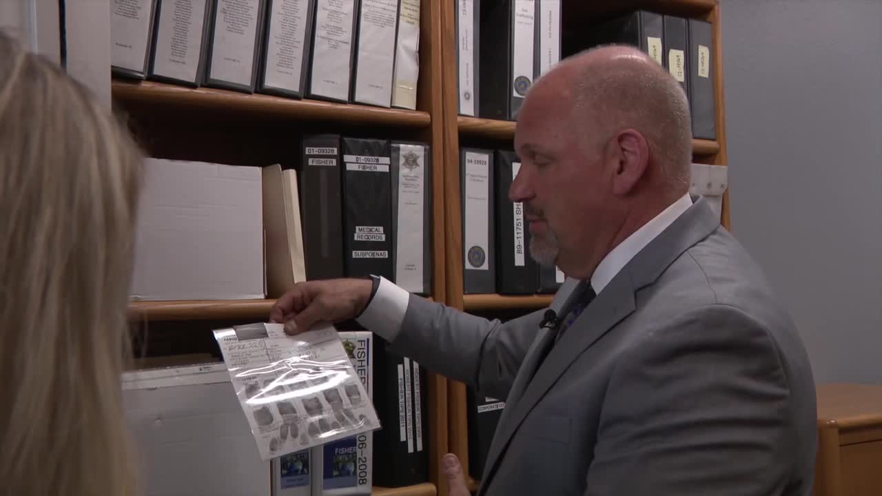 Scottsdale police still get tips 25 years after Robert Fisher fled