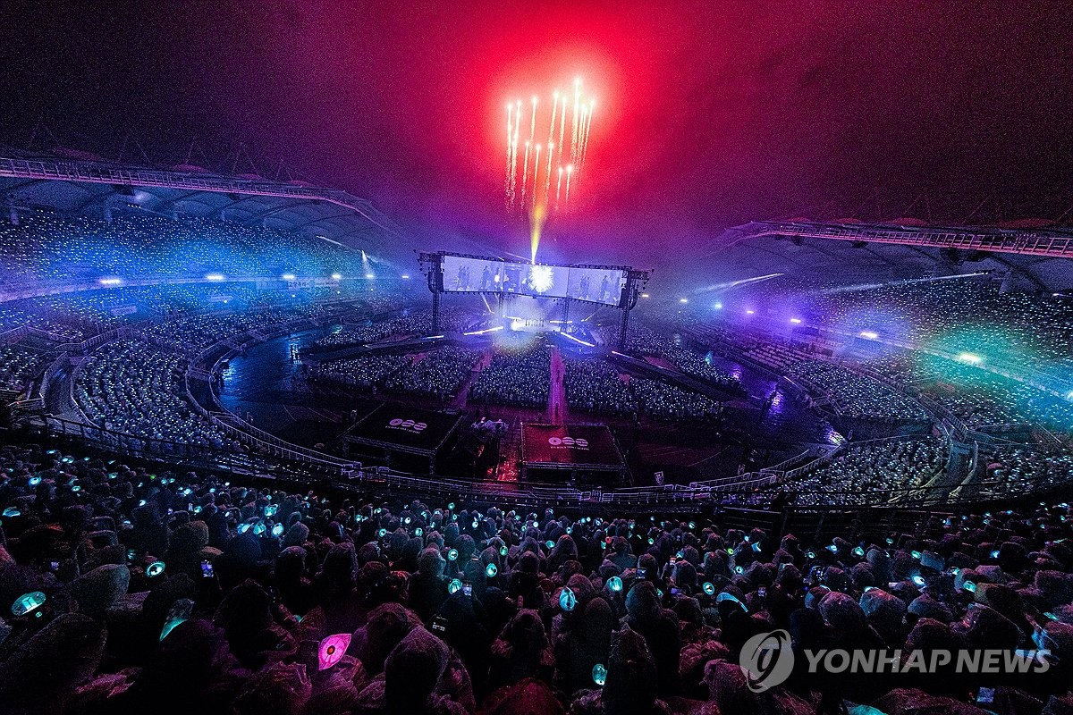 BTS begins largest K-pop world tour in Goyang