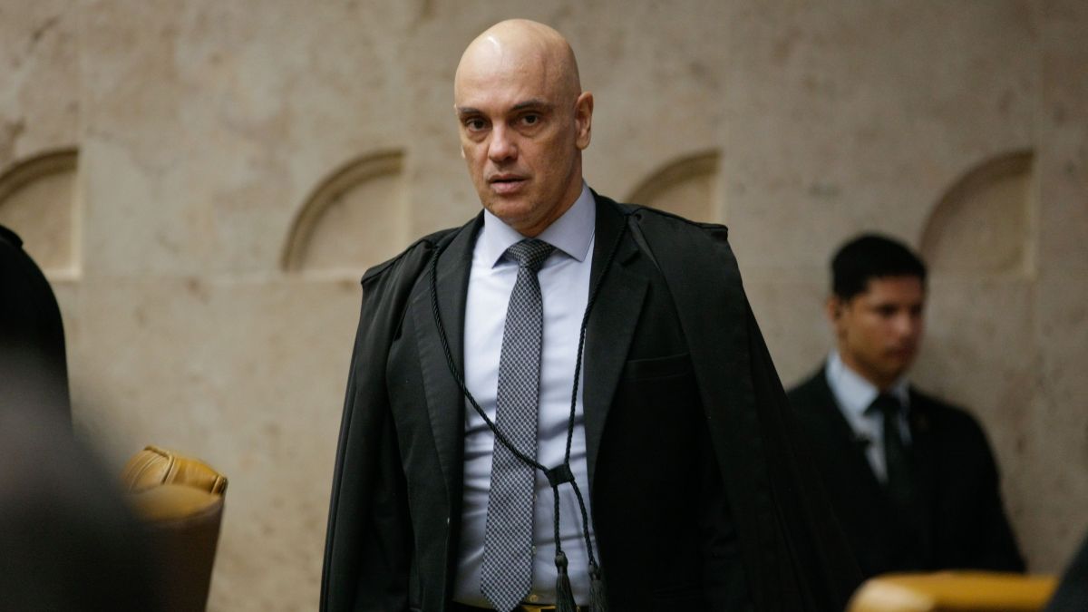 Waack: Crise política se sobrepõe a regras jurídicas no STF