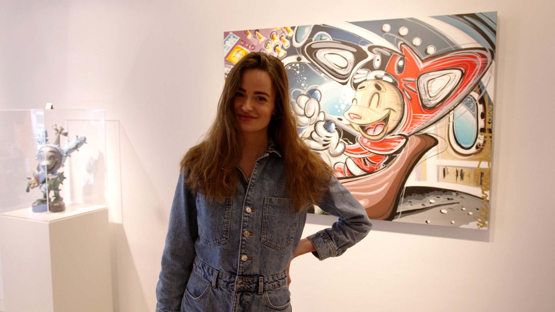 Da tela à alta-costura: O mundo colorido de Loes van Delft