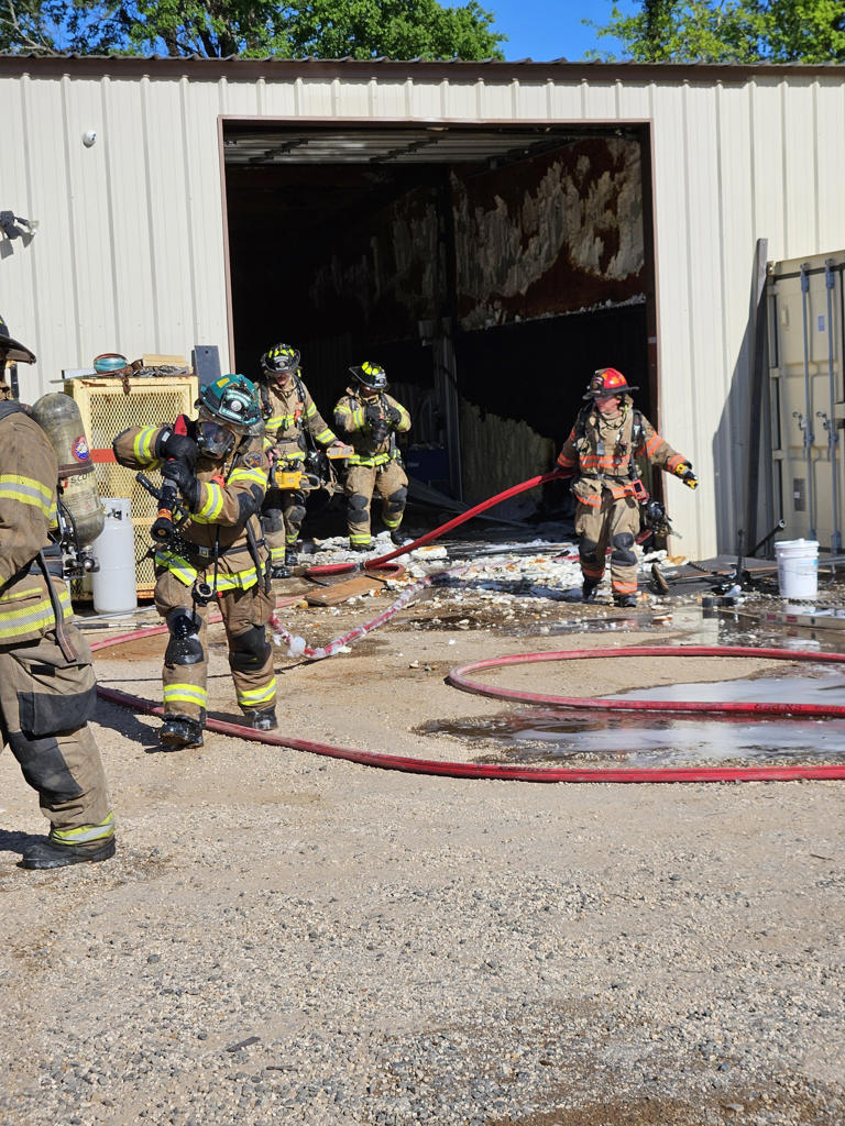 Commercial warehouse fire in Longview under investigation