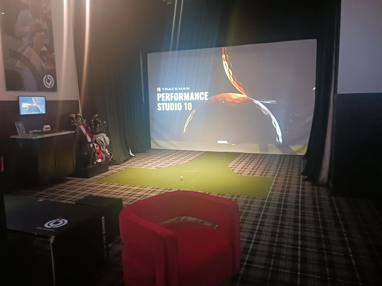 The Bunker at Turning Stone teed up to bring virtual golf this fall