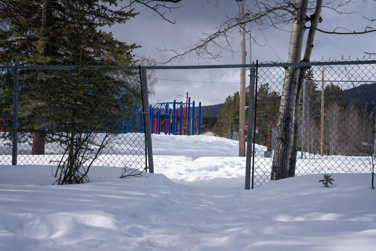 Yukon gov't offers formal apology to Jack Hulland students, families