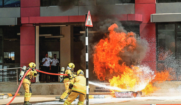Fire breaks out at Mumbai airport terminal 1B
