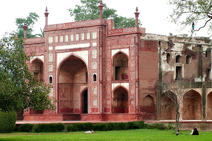 These mausoleums are eerie—and unexpectedly stunning
