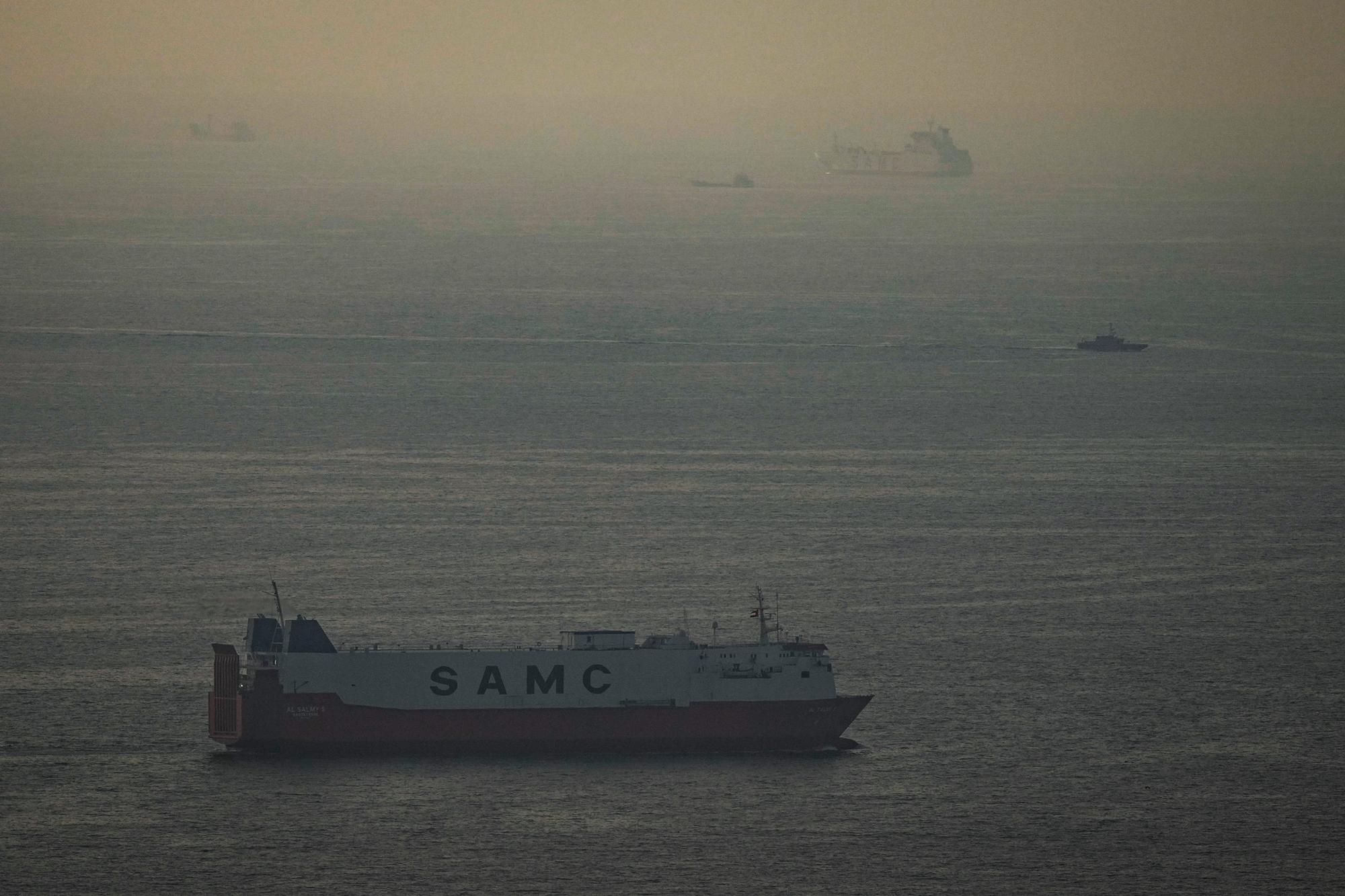 Strait of Hormuz blockage raises questions over farming’s reliance on ...