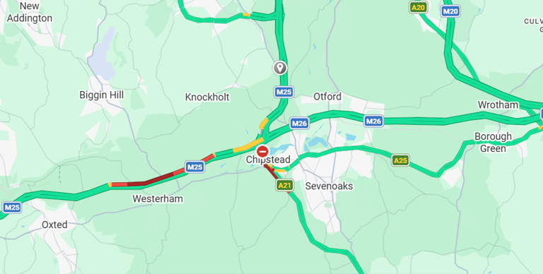 M25 closed 'until afternoon' after lorry spills 250 litres of fuel