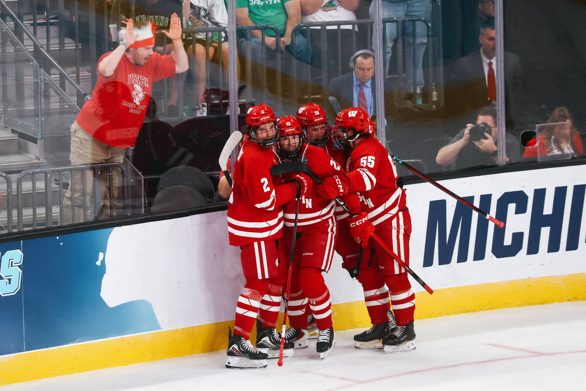 Frozen Four scores, updates, highlights: Denver, Wisconsin face off in ...