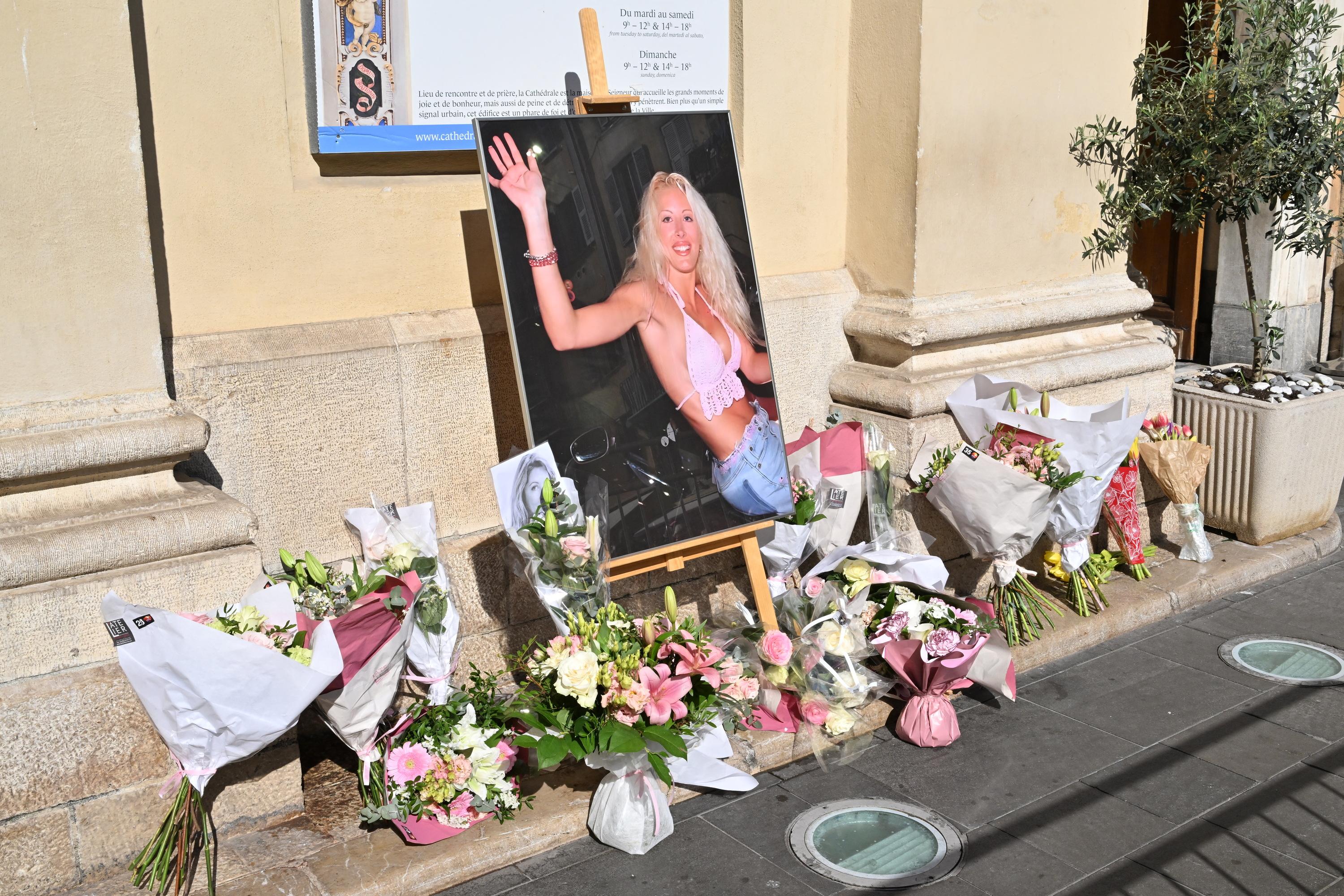 Aux obsèques de Loana à Nice, la présence de ce célèbre homme politique ...
