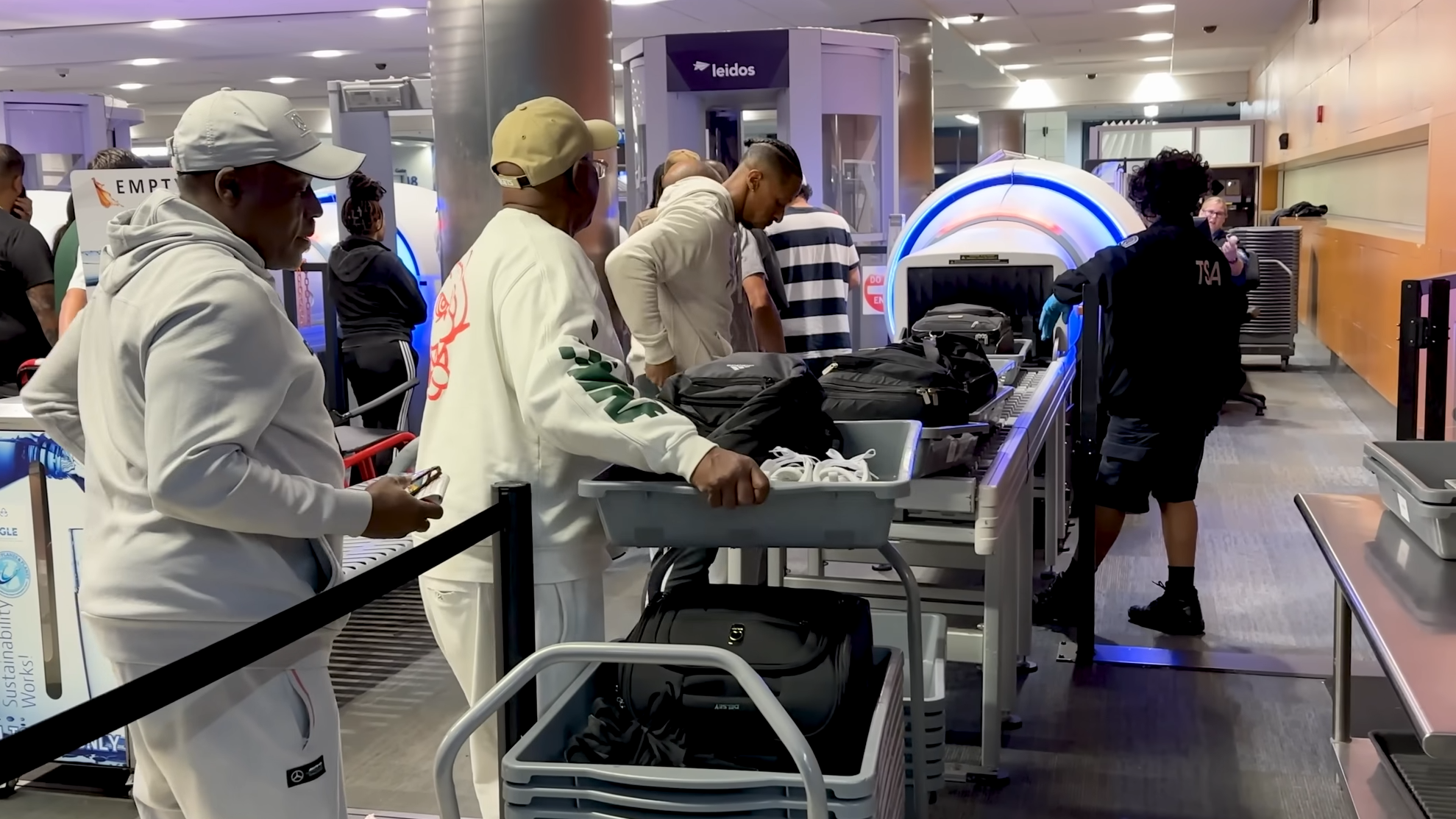 Stop wearing these airport outfits because they trigger TSA instantly