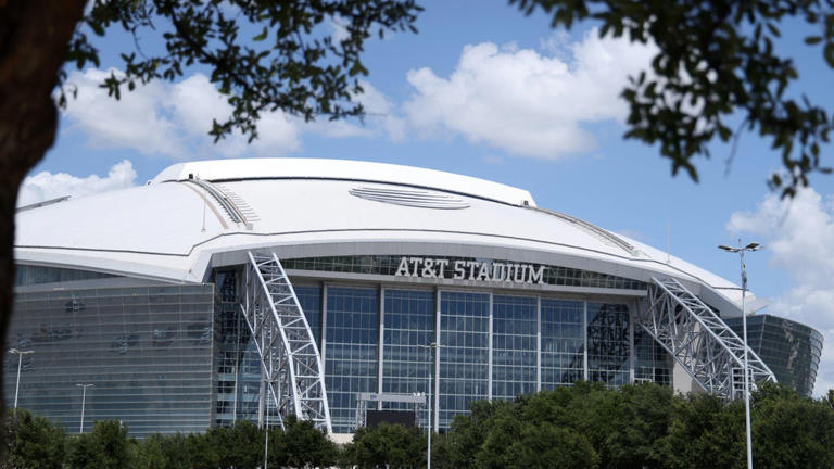 Arlington weighs $273 million plan to upgrade AT&T Stadium, extend ...
