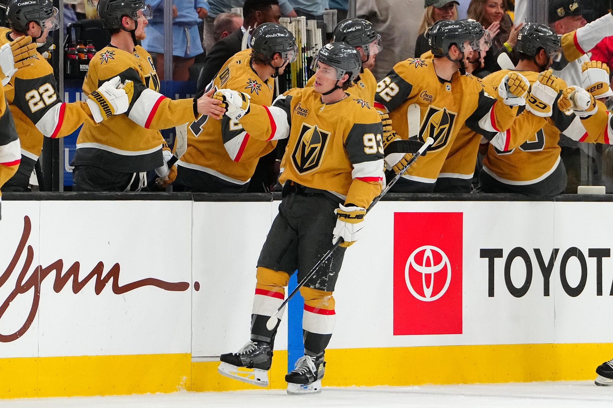 Vegas Golden Knights clinch Pacific Division title