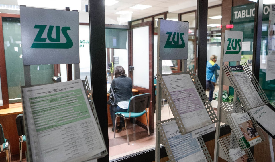Wszystkie dodatki i zasiłki do emerytur w 2026 roku. Nawet 5000 zł co ...