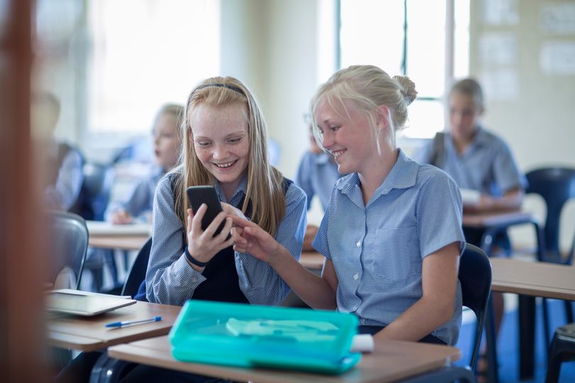 Mobile phones to be banned across Edinburgh schools from August