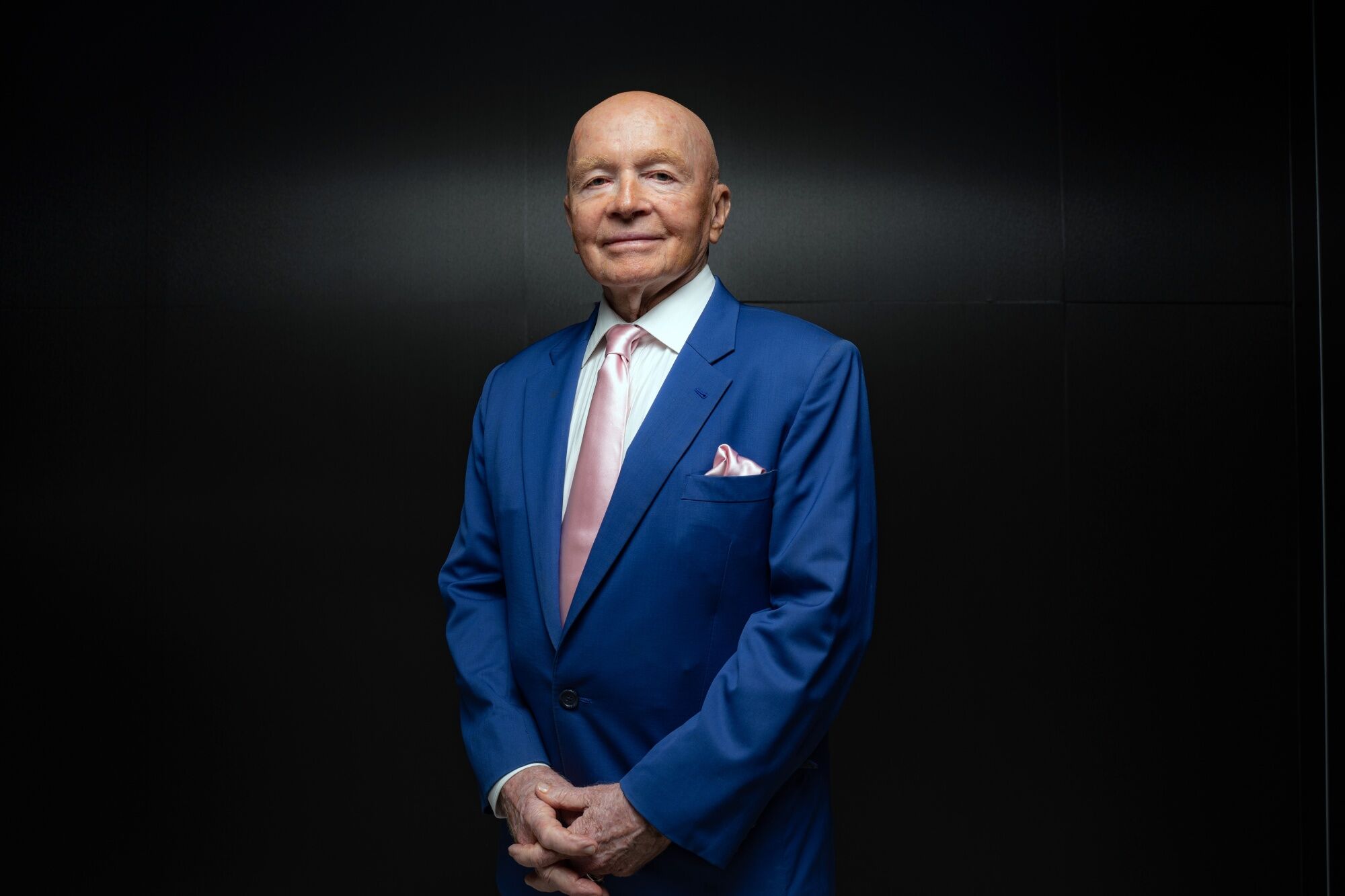 Mark Mobius stirbt mit 89 - Investment-Veteran reiste jährlich 250 Tage ...