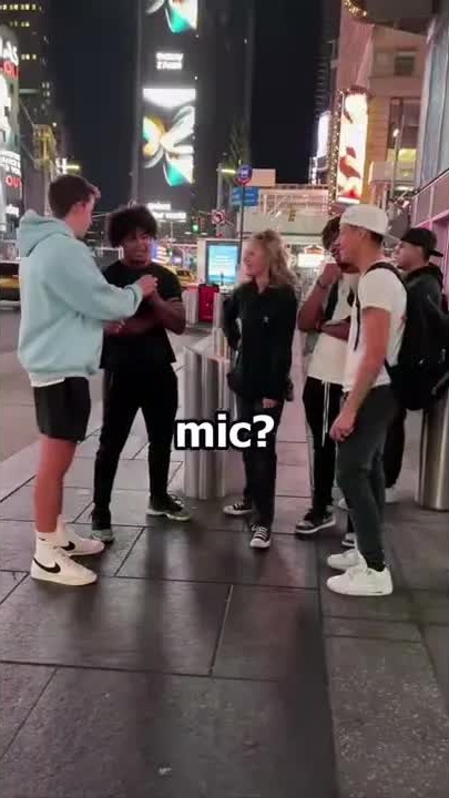 $10k Bitcoin or gold? Times Square interview