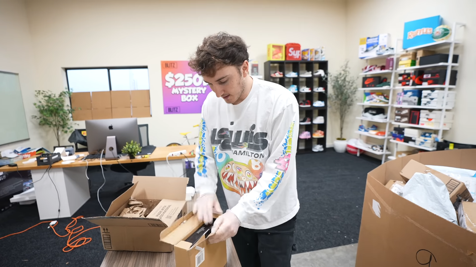 Huge pallet of undelivered items leads to unpredictable unboxing results