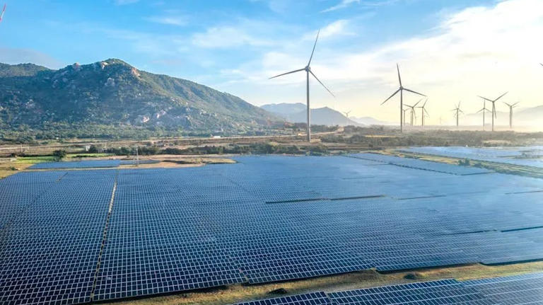 Mexico's energy strategy is shifting toward renewables