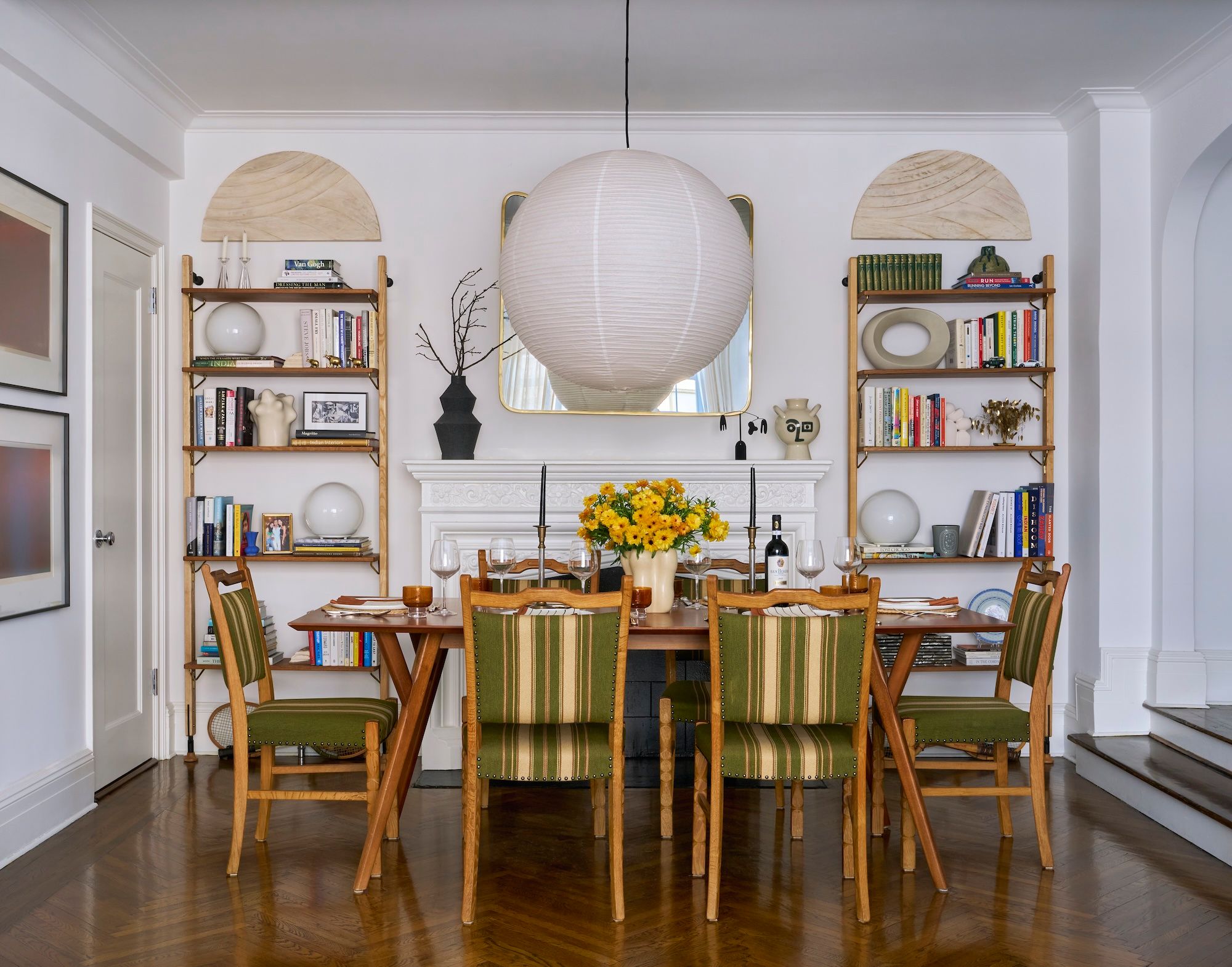 17 small dining room ideas that serve a crowd