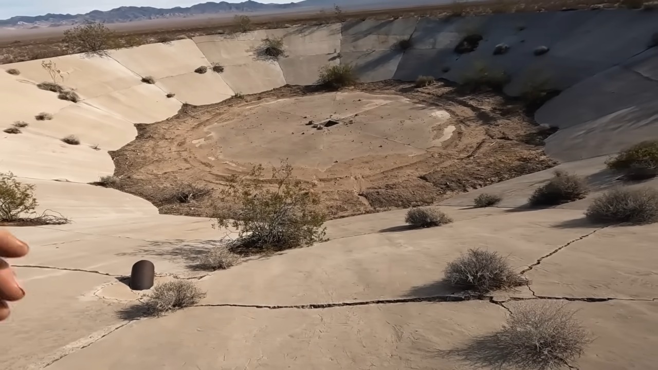 Locals reported strange sightings in the Mojave - then he reached the ...