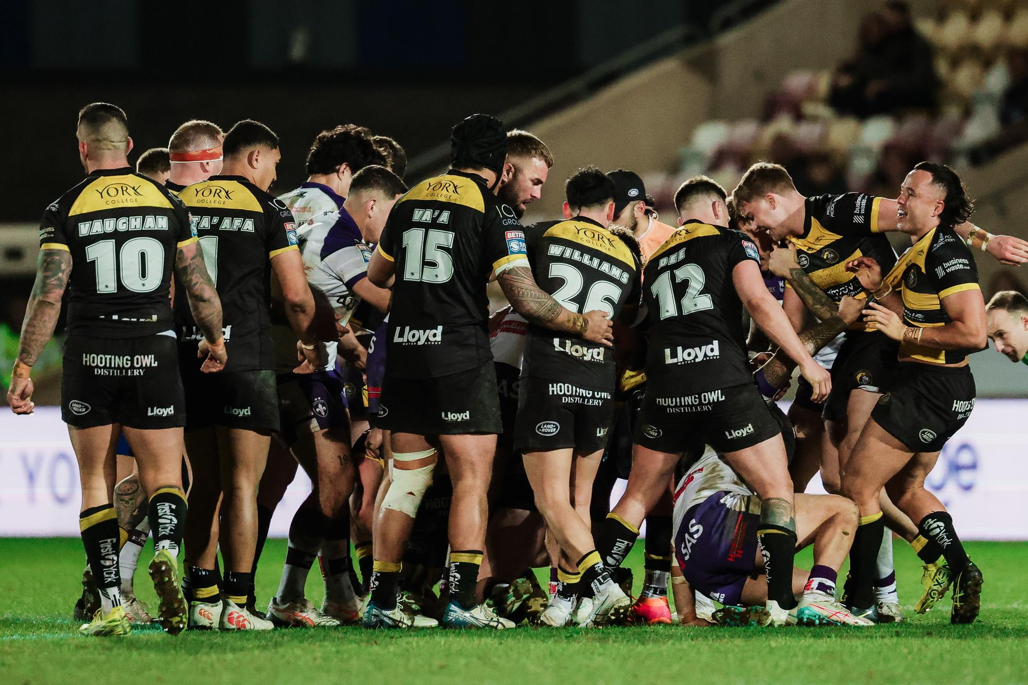 York Knights v Leigh Leopards: No panic from hosts amid first Super ...