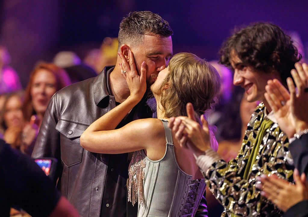 Taylor Swift wedding planning keeps parents out
