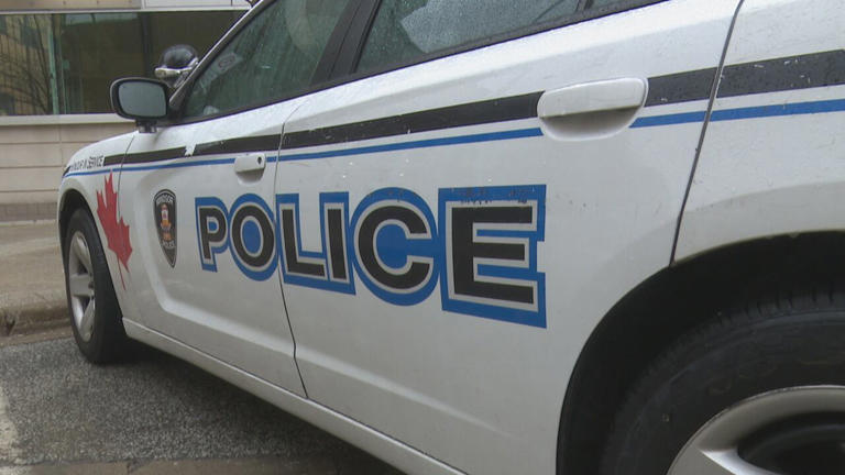 40-year-old woman critically injured after car crash in Windsor
