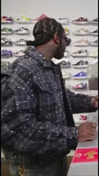 Pop Smoke hit his infamous adlib at the checkout #RIP #shorts
