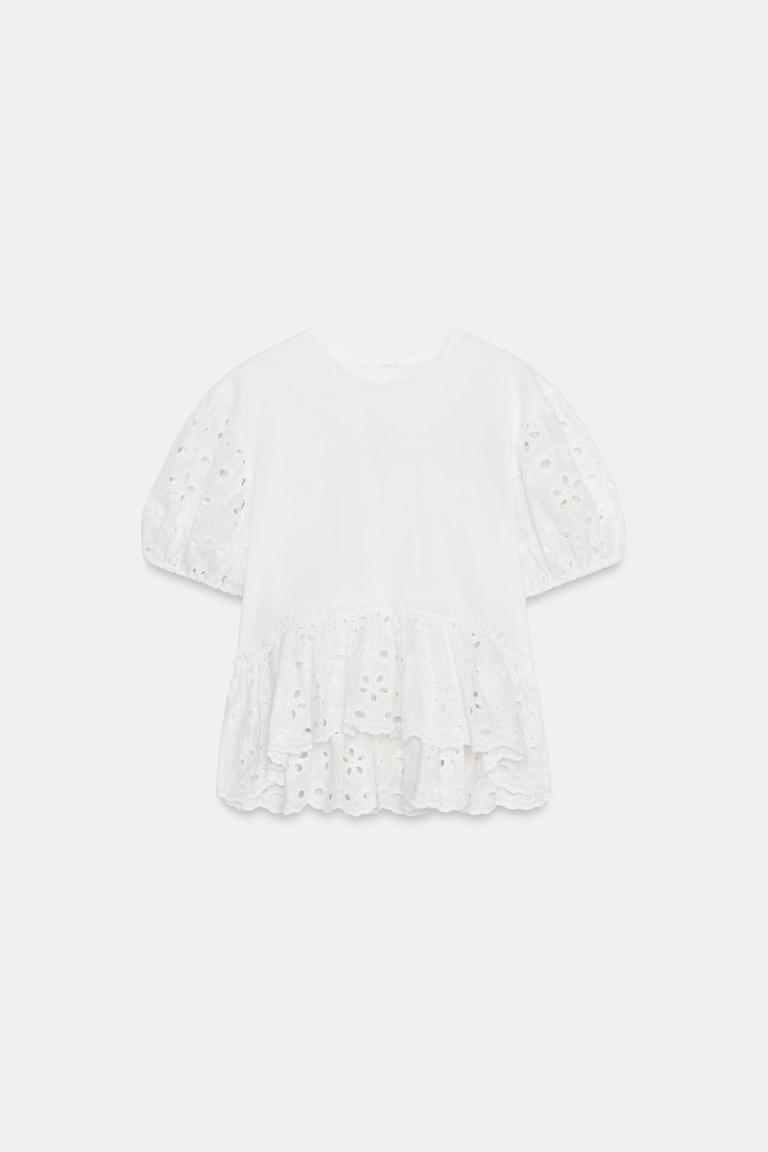 「ナチュラルすぎるのはちょっと、」→【ZARA】40・50代のサマ見え♡「刺繍トップス」