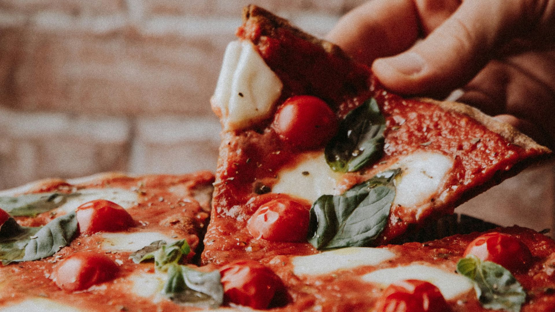 The 20 Most Common "Favorite Foods" In the U.S.