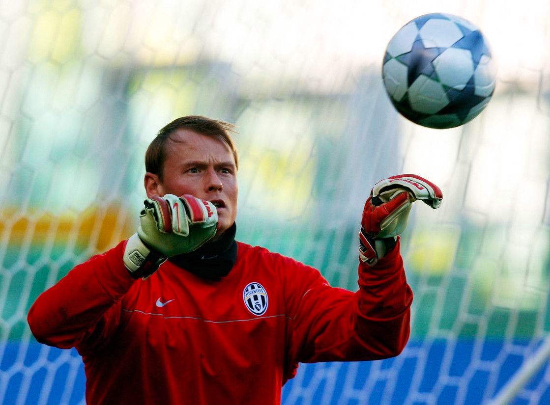 Ex-gardien d'Arsenal, Manninger meurt dans un terrible accident