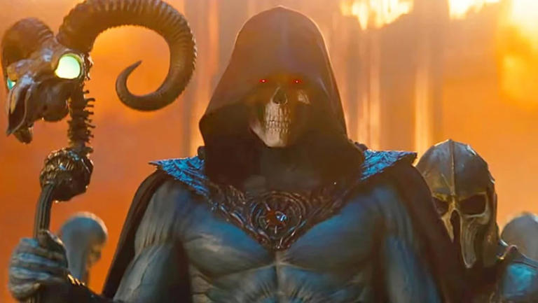 Skeletor's sinister Havoc Staff replica from 'Masters of the Universe ...