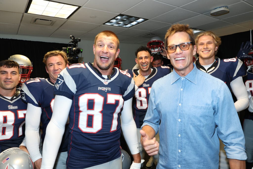 Why Rob Gronkowski wants Tom Brady to treat dating like a ‘game of ...