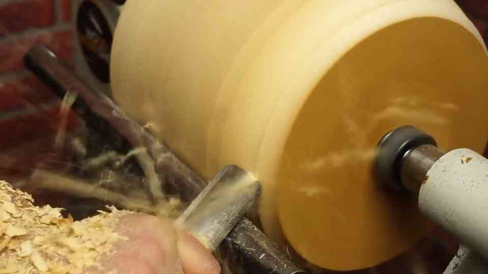 Woodturning log, too big for my lathe