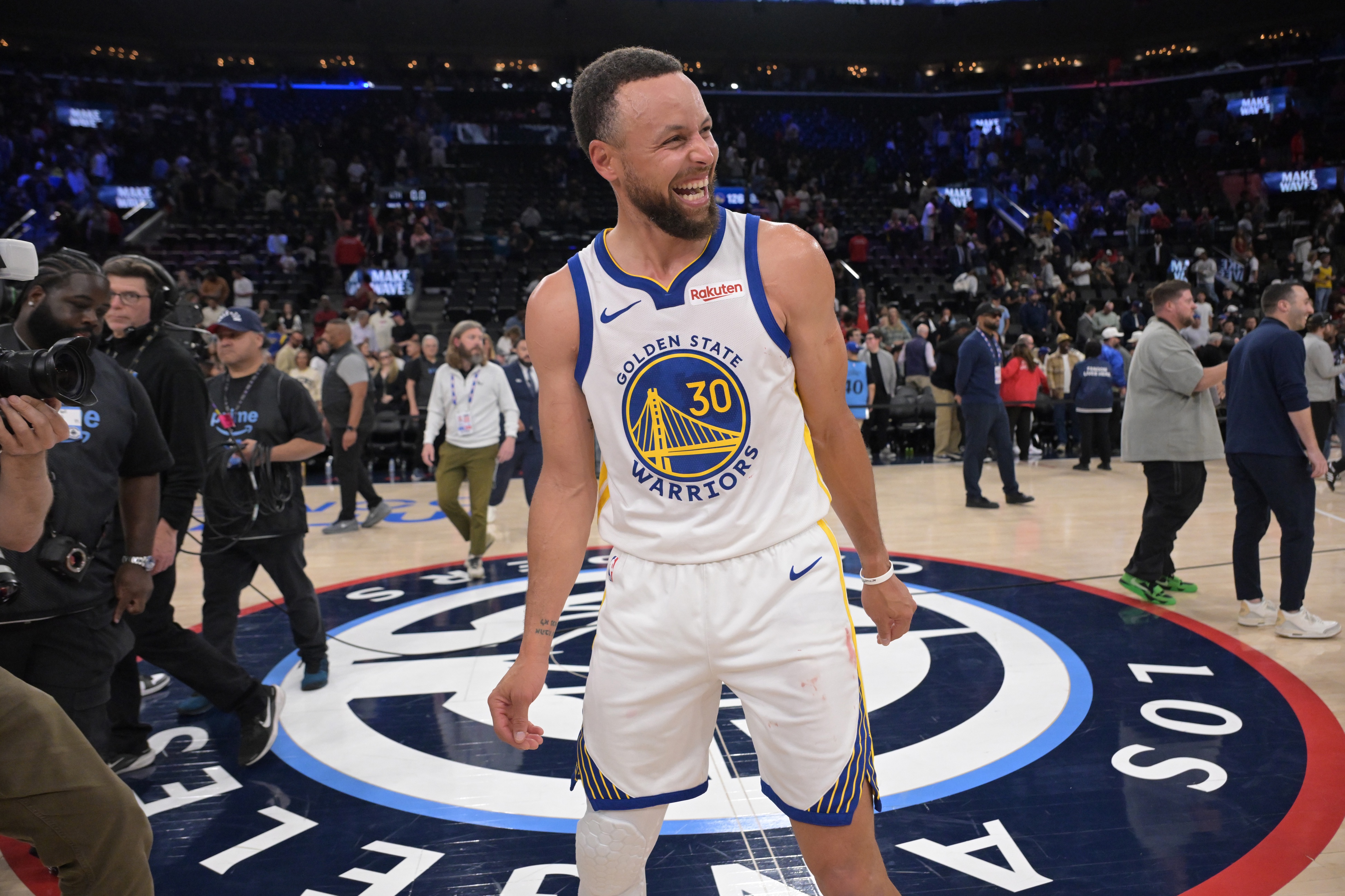 NBA star Stephen Curry signs shocking 10-year shoe deal