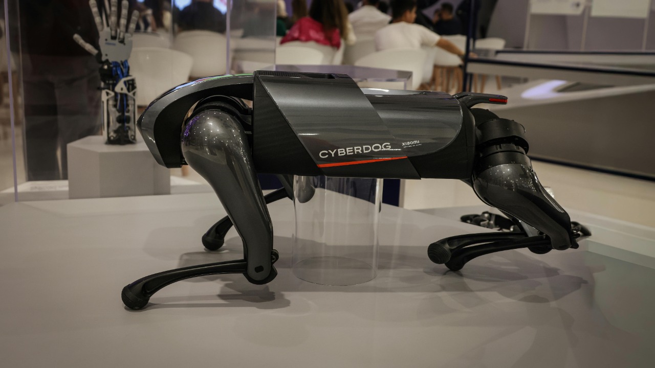 Boston Dynamics and DeepMind add reasoning skills to Spot robot