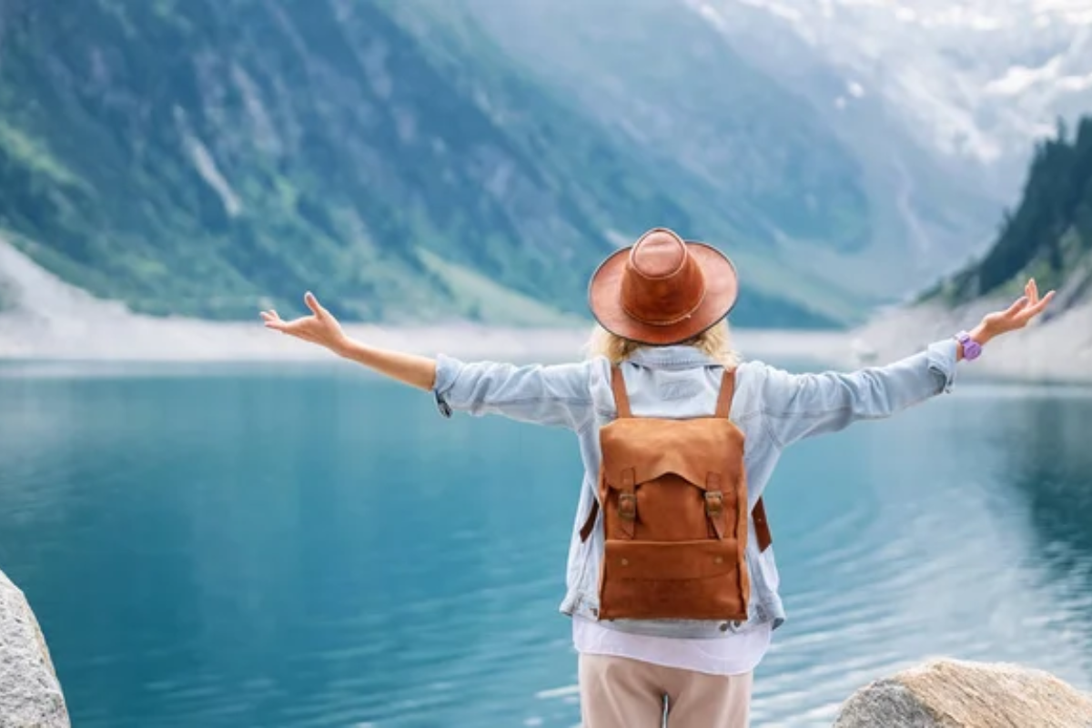 13 places that are even more magical if you travel without a phone