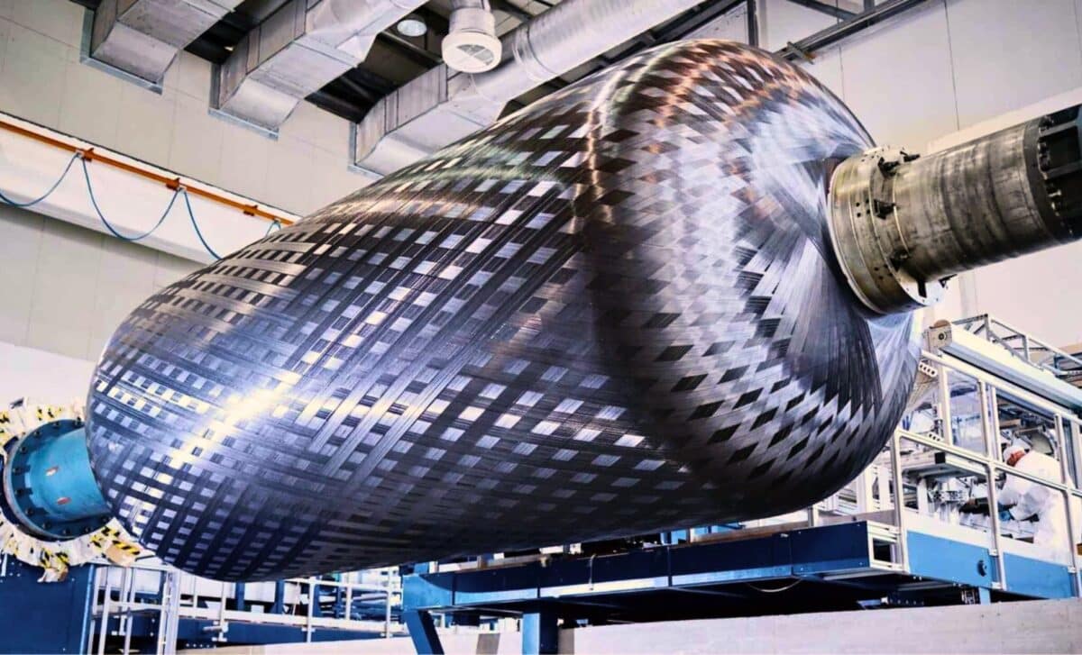 Engineers built a material that repairs itself over 1,000 times ...