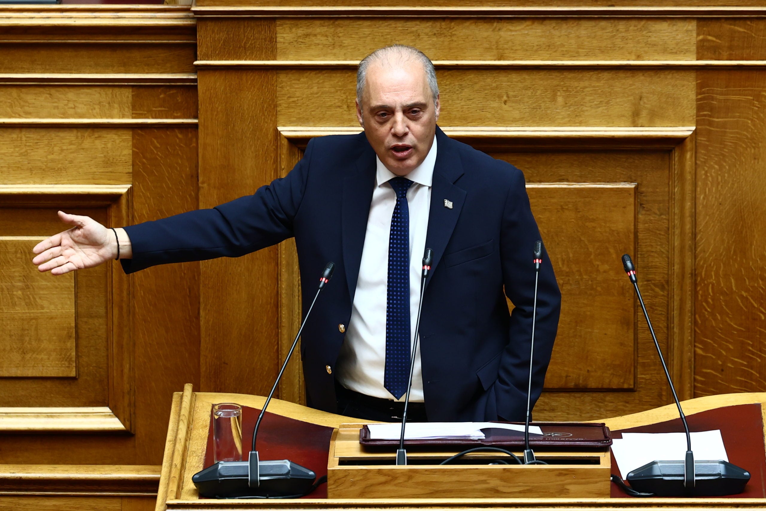 Βελόπουλος: Για την Ελληνική Λύση, η ηθική και η πολιτική είναι έννοιες ...