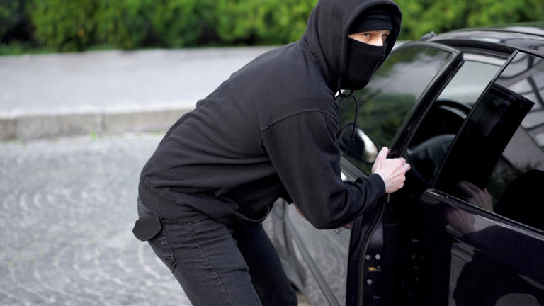 Auto theft is moving from driveways to parking lots, CAA warns Canadian ...