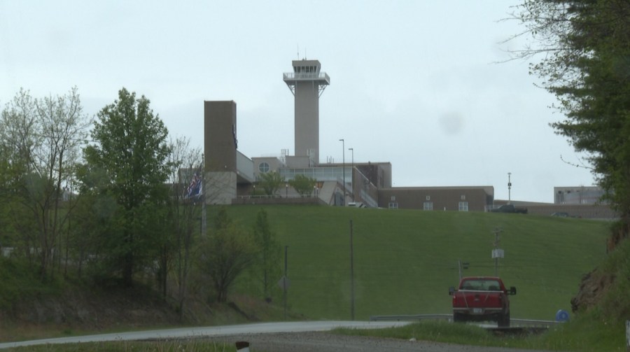 Inmate deaths prompt calls for change at Eastern Kentucky Correctional ...