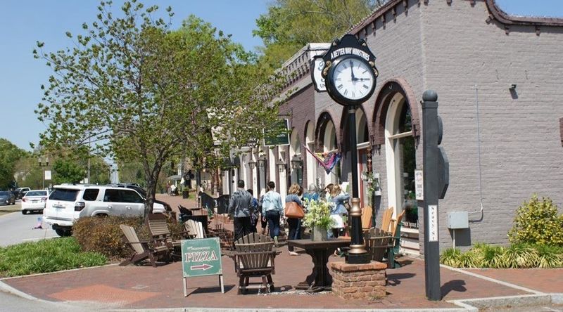 8 Small Towns In Georgia That Feel Like Hart Of Dixie Come To Life
