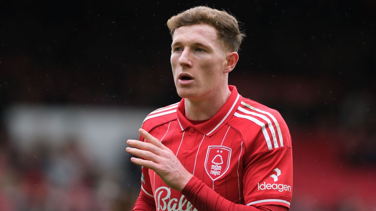 Transfer rumors, news: Man United end Anderson interest, close on Éderson