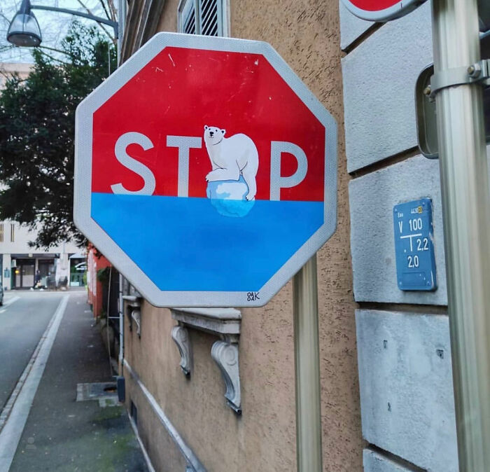 44 remarkable street art pieces that bring more imagination to the streets