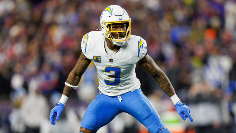 Chargers plan to work on extensions for Derwin James, Tuli Tuipulotu ...